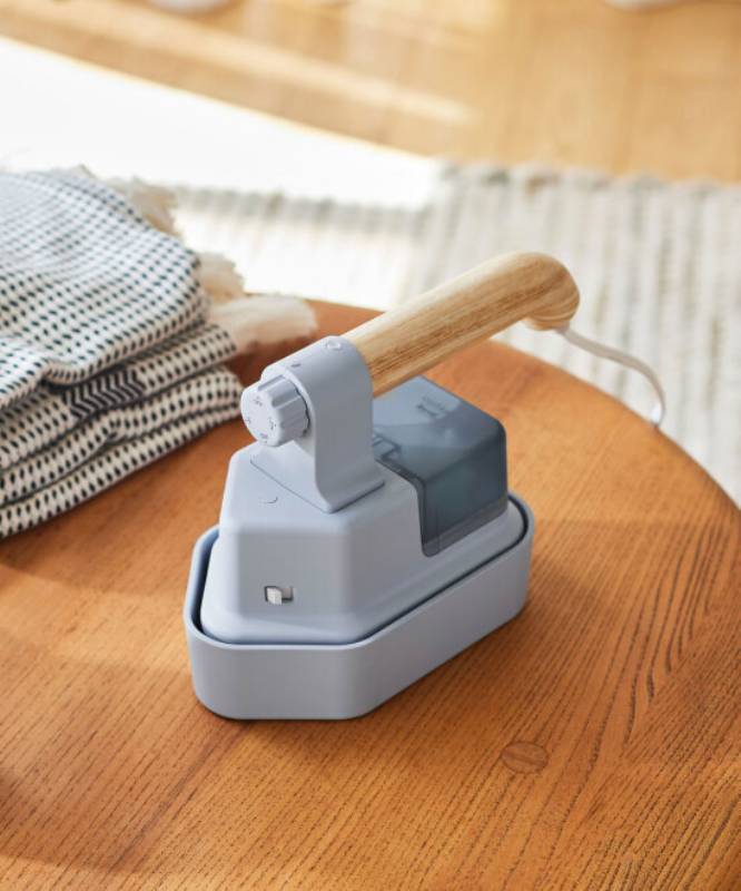 #ハンディ＆プレススチーマー BRUNOより、レトロデザインの衣類スチーマー … | 家電BOX /カデンボックス/kadenbox