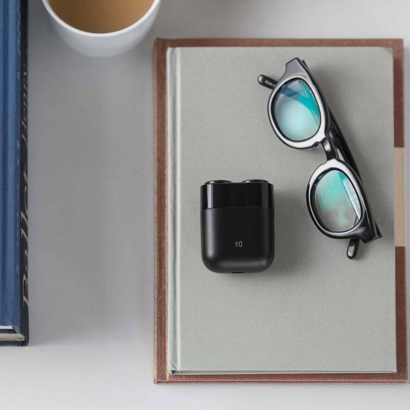 手のひらにすっぽり！水洗いOKなミニシェーバー「XCS-K010」 | 家電BOX /カデンボックス/kadenbox